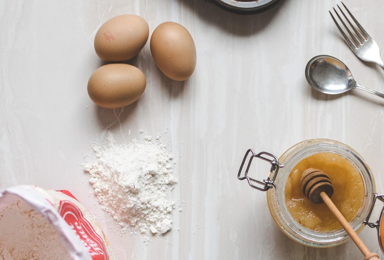 Baker Resume Examples for 2025 (Template & Guide)